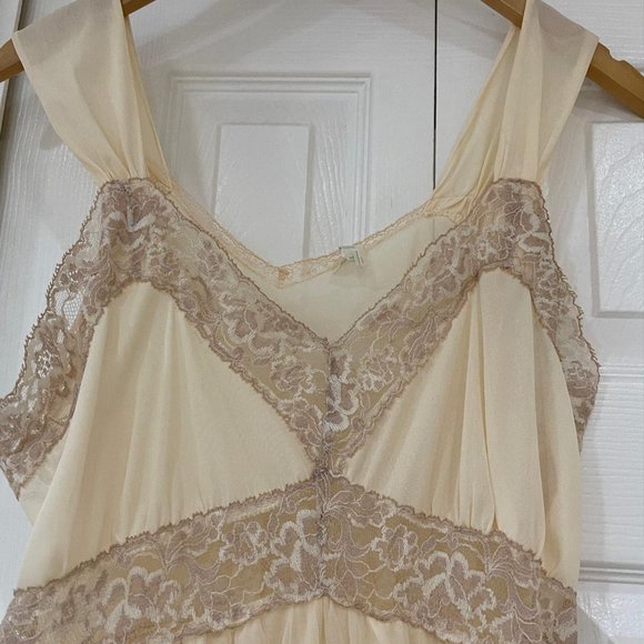 Spiegel | Intimates & Sleepwear | Vintage Spiegel Nightgown Size 34 ...